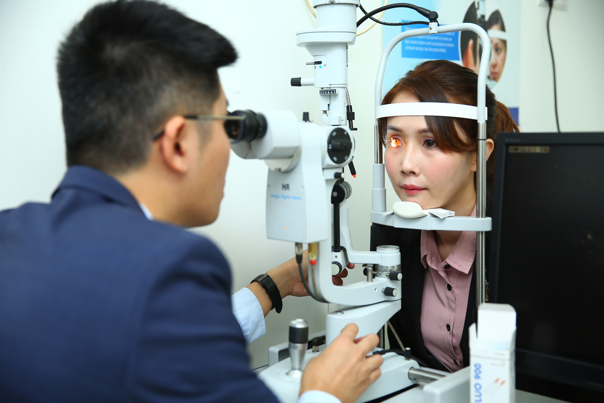 Contact Lens Fitting - Top One Optical